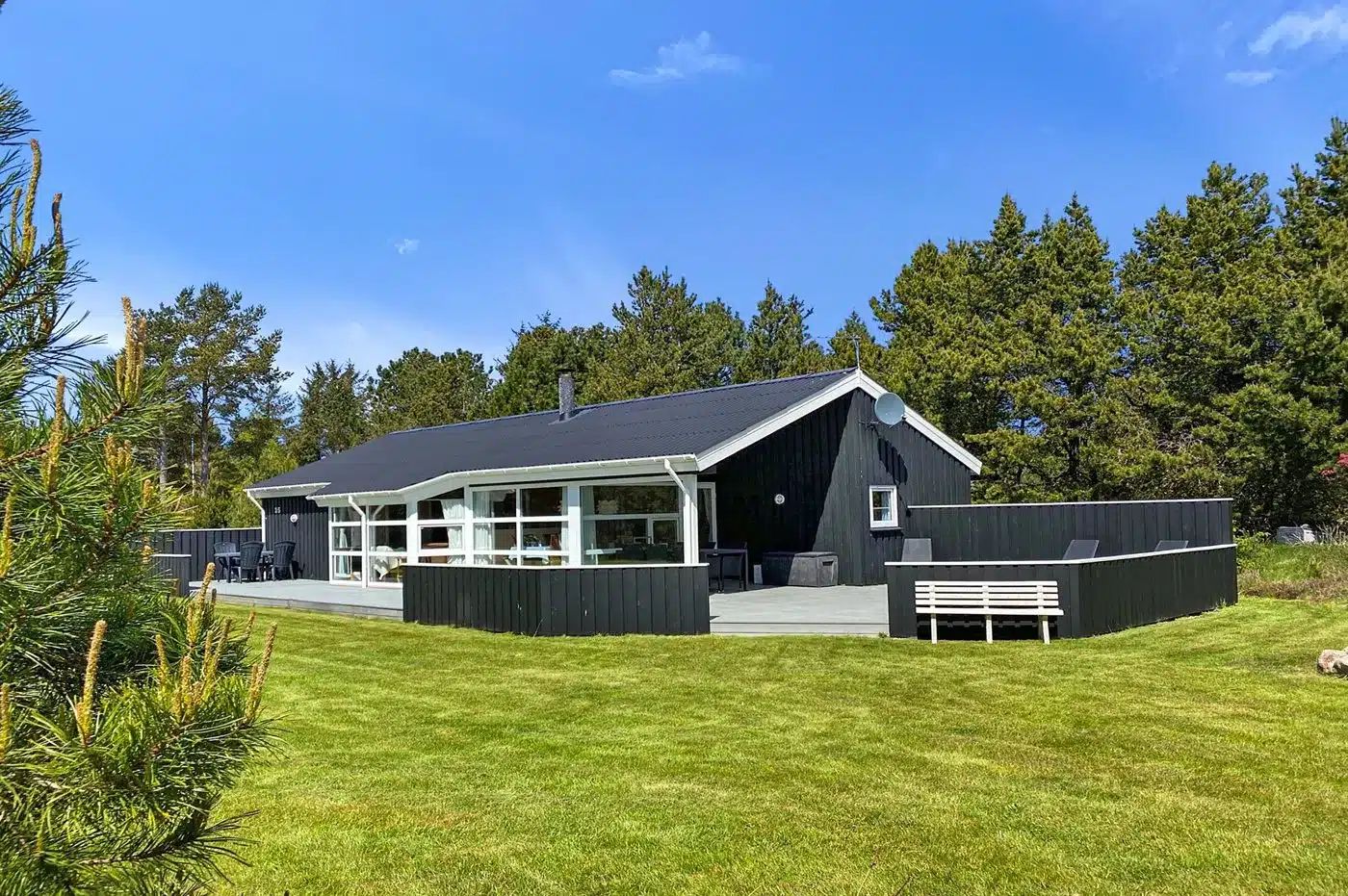 Traumhaftes Ferienhaus in Bratten Strand – Dein Urlaub wartet ...